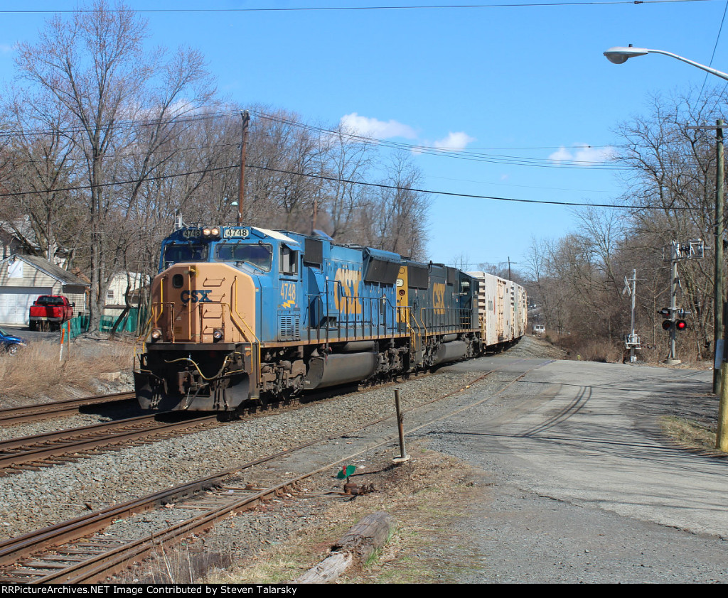 CSX 4748